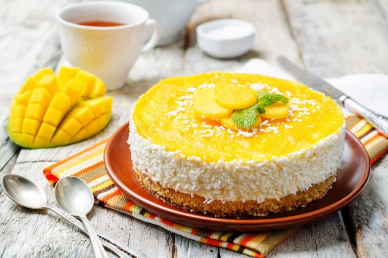 Ricetta della cheesecake al mango (senza cottura): fresca e buona!