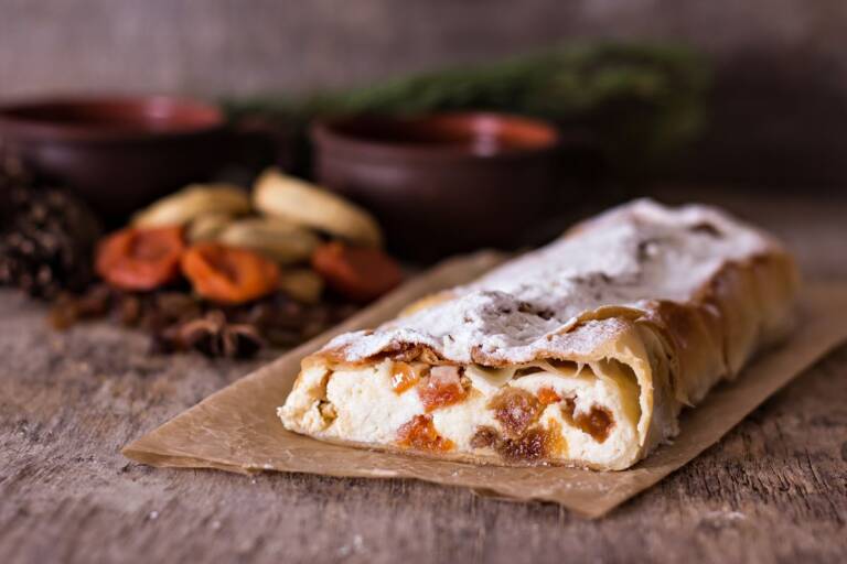Strudel di fichi: lo squisito dolce con frutta di stagione